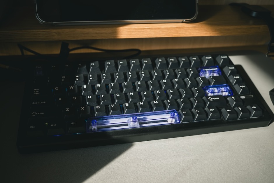 EPOMAKER HE80レビュー｜約1.1万円でホールエフェクト×可変作動点×RT。「最初のメカニカル」に最適 | gadgetlogy